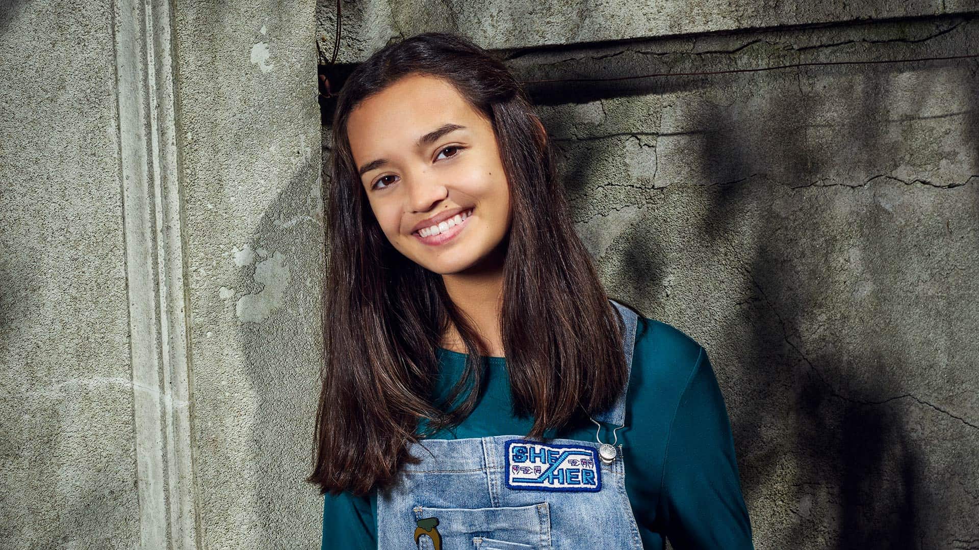 Under Wraps – Meet the Cast | Watch it on DStv