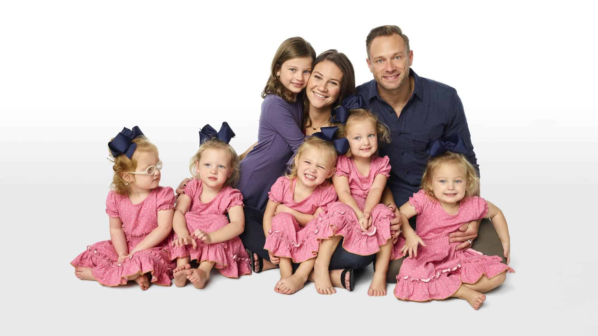2 parents, 1 kid, 5 toddlers and 1 house. Watch OutDaughtered S3 on DStv